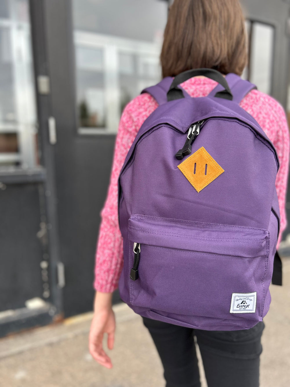 WH Distributing – Everest Bags